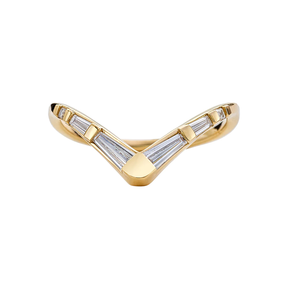 V shaped wedding ring with tapper baguette | Temple & Grace Singapore