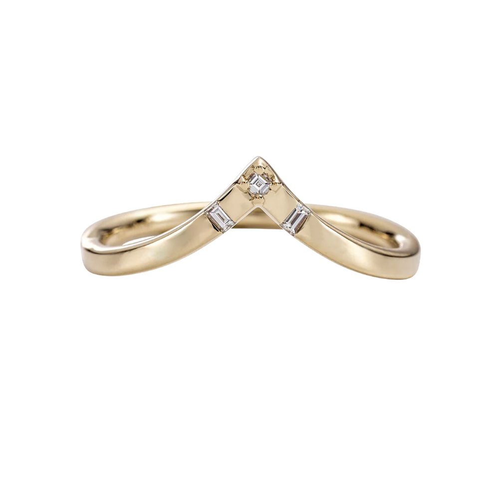 V shaped diamond wedding ring | Temple & Grace Singapore